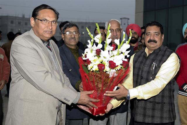Director NIT Delhi, Dr Ajay K Sharma visits DAV University