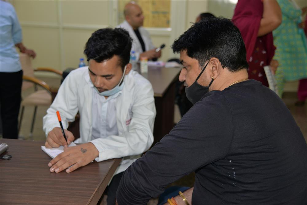 DAV University’s Women Empowerment Cell holds Free Eye Camp